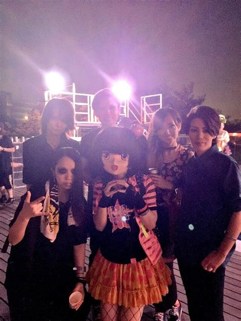 Exist Trace Concert Vocalist Tracing