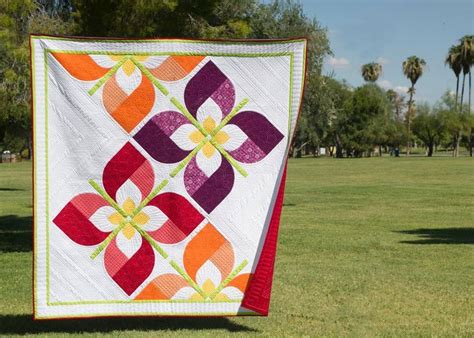 Windswept Modern Drunkards Path Flower Pdf Quilt Pattern Make A Bold