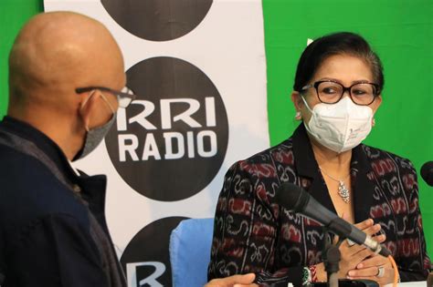 Ketua TP PKK Bali Terus Dorong Kreativitas Kaum Ibu Mempertahankan