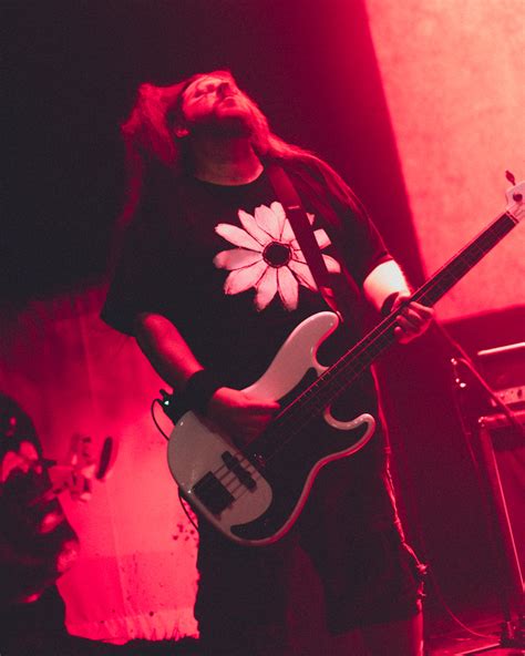 Rockaxis Criminal 30 Años De Victimized