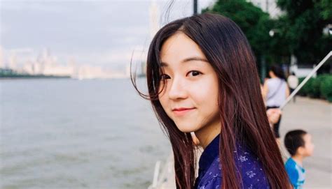 野村證券・梶原優星の妻が美人！学歴は法政大学でサッカーも！ おそいひとの知りたがり