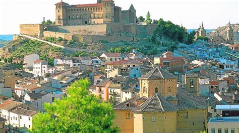 Alquiler De Coches En Alacón Teruel España Alquiler Coches
