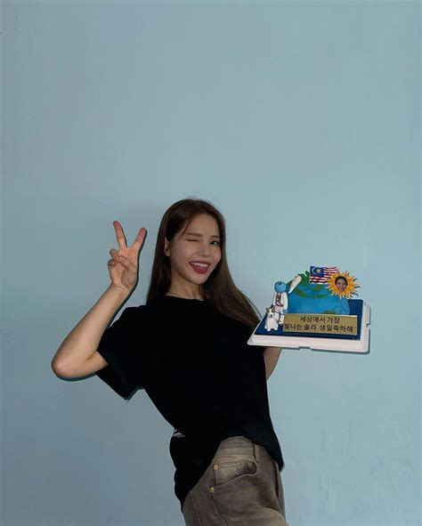 𝗦𝗚 on Hiatus on Twitter RT lunaestreIIad0s solarkeem IG