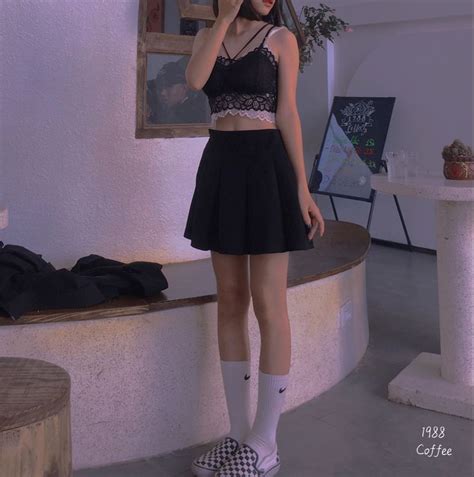 Pin By Sunmie On Sunnhy3 Outfits Fashion Skater Skirt