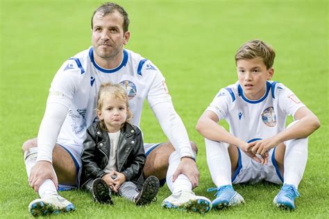 Van-der-Vaart-Sohn wandelt auf den Spuren seines Vaters: Damian ...