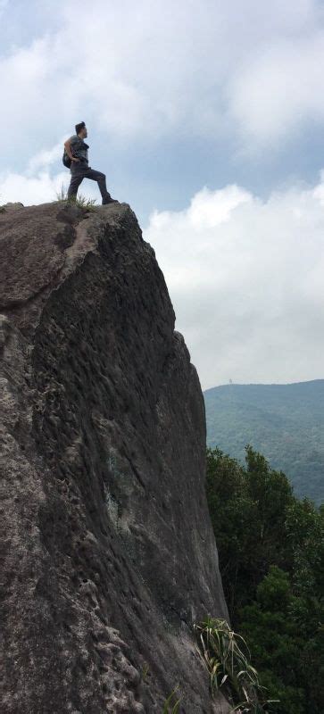 初訪新山 順道夢湖 健行筆記
