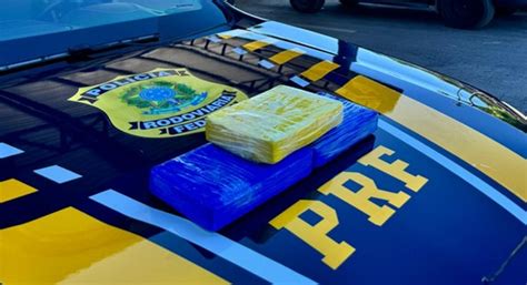 Prf Apreende Drogas Em ônibus De Linha Interestadual