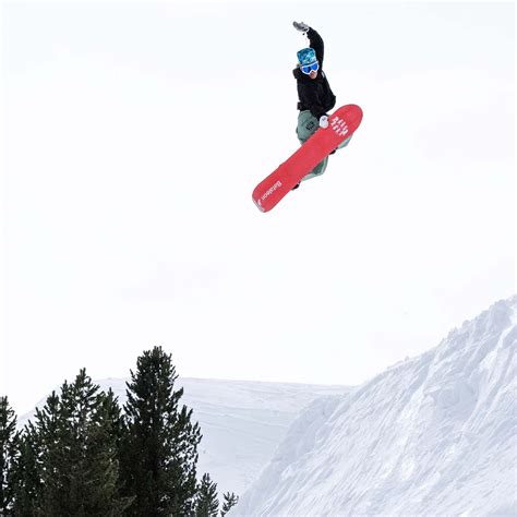 Bataleon Beyond Medals Snowboards 2025 Absolute Snow