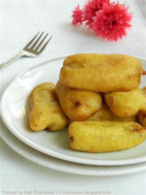 Pazham Pori Ethakka Appam ~ Ripe Plantain Fritters Recipe Blend With Spices