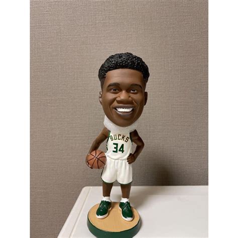 ヤニス アデトクンボ バスケット フィギュア バブルヘッド人形 Nba 240215 M M79773357618お宝リンクス 通販