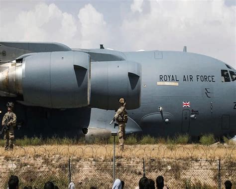 Final Uk Evacuation Flight Leaves Kabul Troops Head Home