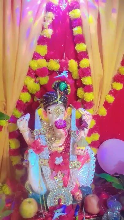 गणेश जी की आरती जय गणेश जय गणेश जय गणेश देवा माता जाकी पार्वतीपिता 🙏🏽🙏🏽