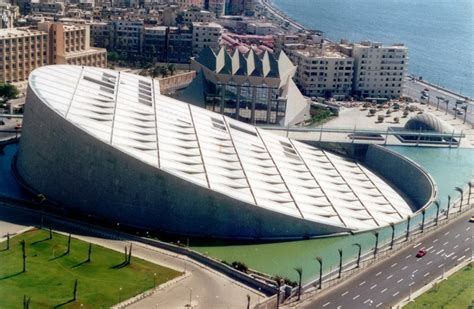 نظم المعلومات الجغرافية ودورها في تعزيز الاستدامة الحضرية في حلقة