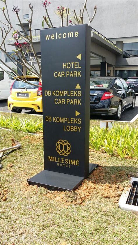 Pylon And Directional Signage