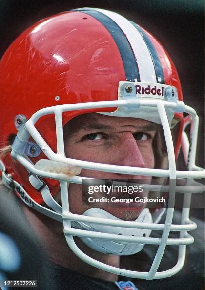 Center Steve Everitt Of The Cleveland Browns Looks On From The News