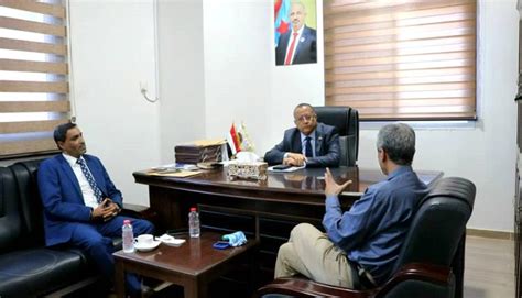 اخبار وتقارير الخُبجي يلتقي وكلاء وزارة الصحة العامة والسكان بالعاصمة عدن