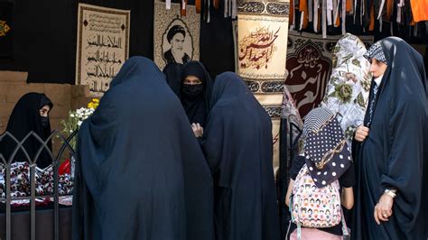 El Uso Obligatorio Del Velo En Irán Y La Discriminación Hacia La Mujer