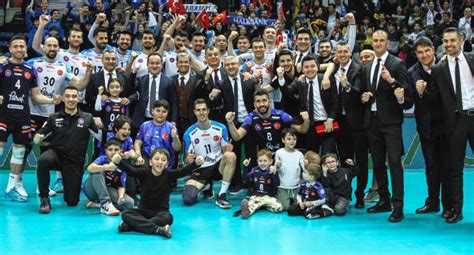 Halkbank Finale çıkmak Istiyor