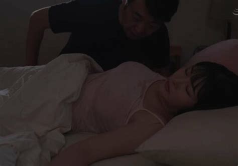 Bố Dượng Nữa đêm Vào Phòng Hiếp Dâm Con Gái Riêng Của Vợ Vlxx Vlxxcom Xem Sex Trực Tuyến