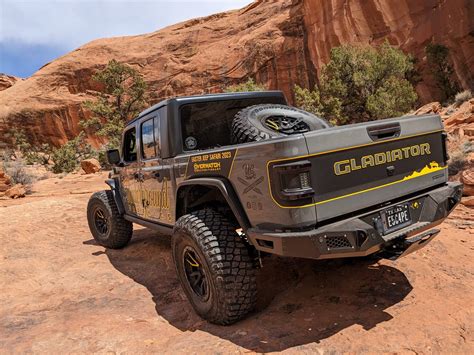 Underground Graphics Goes To Moab EJS 2023 Jeep Gladiator JT News