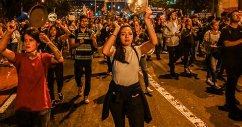 Convocan Nuevas Manifestaciones Pacíficas En Medellín Noticiascaracol
