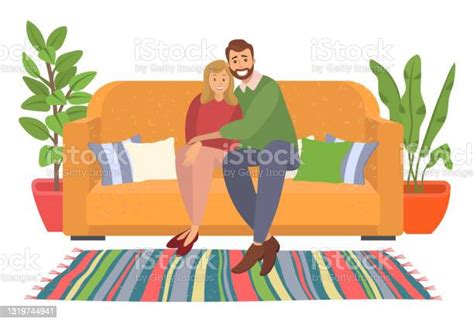 소파에 앉아 껴안고 있는 부부 남자와 여자 함께 휴식 에 편안한 소파 에 집 가공의 인물에 대한 스톡 벡터 아트 및 기타 이미지