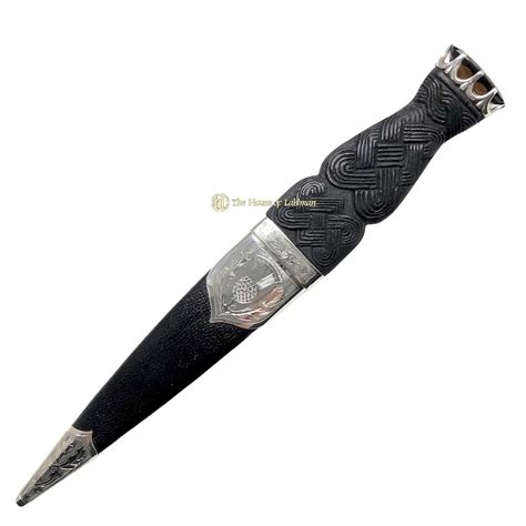 Experts In Scottish Highland Wear And Vintage Kilt Accessories