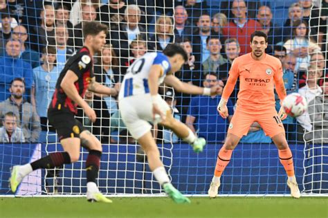 ¡locura Total Julio Enciso Y Un Tremendo Golazo Ante El Campeón De La Premier League