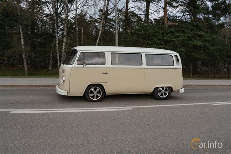 Volkswagen Transporter 1800 Minibus 18 Automatic 68hp 1975