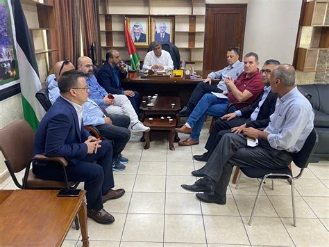 الاسعد يترأس اجتماع لجنة الطوارئ بالمحافظة ترأس القائم باعمال محافظ