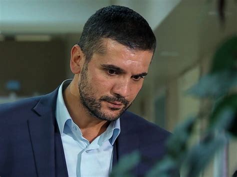 Esposa Joven Temporada Cap Tulo