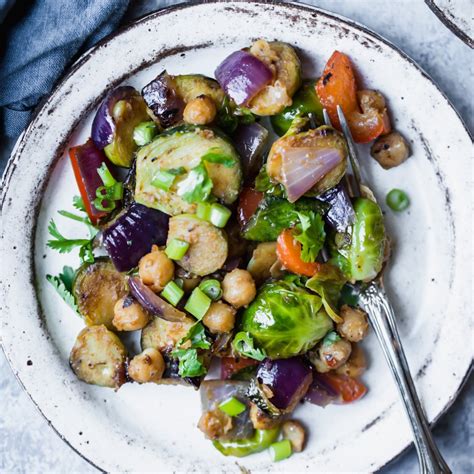 30 Minute Sesame Chicken Green Bean Stir Fry Ambitious Kitchen