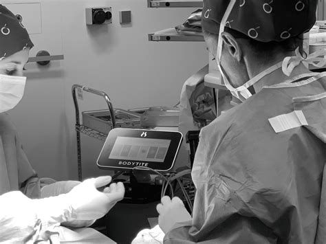 Doctora Brasó Cirugía Estética Para El Colectivo Lgtbi Lipoescultura En Barcelona