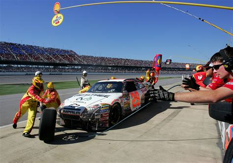 Nascar 10 Reasons Clint Bowyer Won At Talladega Bleacher Report