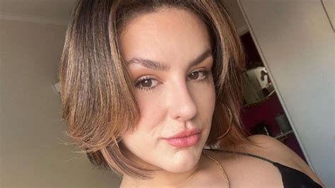 Kéfera Causa Polêmica Na Web E é Chamada De Hipócrita