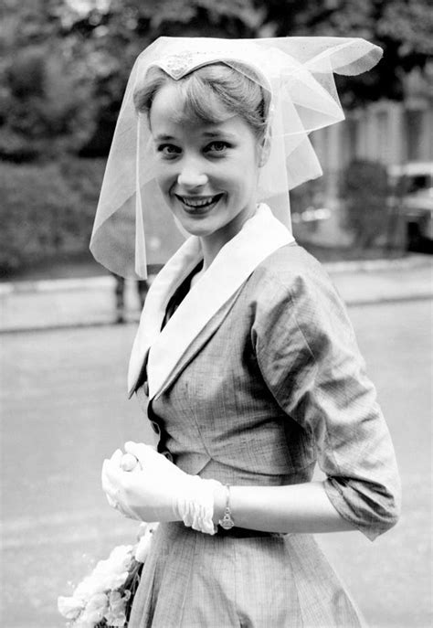 Ice Cold In Alex And Victim Actress Sylvia Syms Dies Aged 89 The National