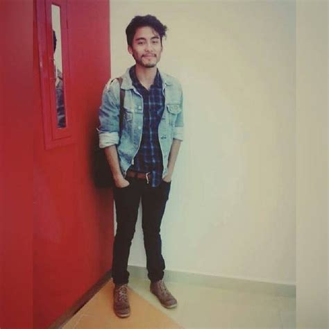 Aopolaq4ubukanat2vfngpuievhxa5kg06fvkdvt8ji9gs900 C K C0x00ffffff No Rj