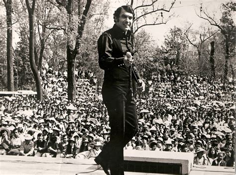 A un año de su muerte el recuerdo de Alberto Cortez el cantautor de las cosas simples Infobae