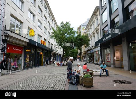 Terranova clothing store hi-res stock photography and images - Alamy
