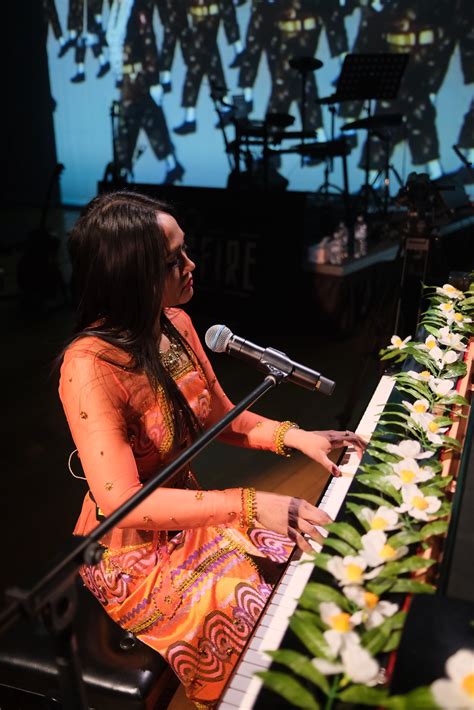 Phyu Phyu Phyu In Melbourne ရဲ့ ပထမပိုင်း ပုံလေးတွေပါ🧡 ထူးခြားတဲ့အမှတ်တရကတော့ ဒီလိမ္မော်ရောင