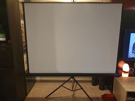 100in Projector Screen Portable And Movable Home Appliances Tvs