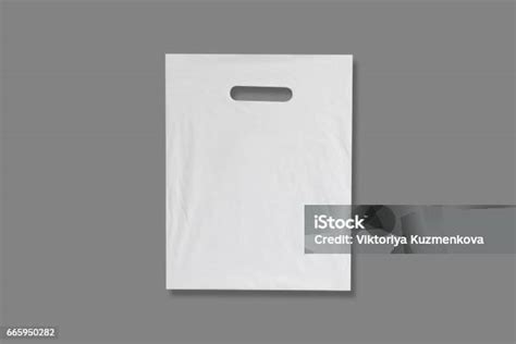 빈 비닐 봉투 모의 고립 빈 흰색 폴리에틸렌 패키지 모형 로고 디자인 또는 Id 프레젠테이션을 위한 소비자 팩 준비 상용 제품