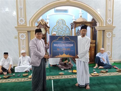 Akhir Safari Ramadhan Walikota Metro Berika Bantuan Senilai Juta