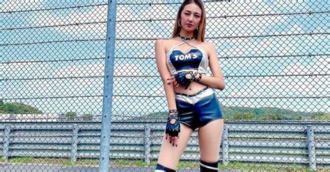 รวมรูปภาพของ กำเดาทะลัก มิยาบิ เรซควีนสาวสลัดผ้าถ่ายแบบปฏิทินรับปี