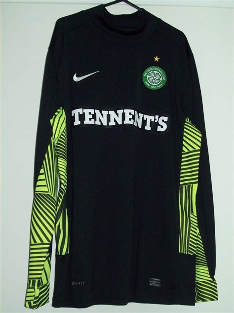 Celtic 2011 12 Gk Kit