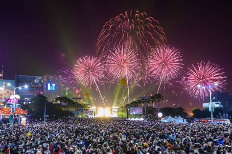 2025全台跨年活動》煙火時間、演唱會卡司！阿妹演唱會驚喜直播－商周頭條｜商周