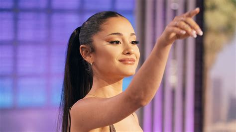 Ariana Grande Is A Full Blown Blonde Now — See Photo Allure