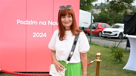 Galerie Skromná Ljuba Krbová Anička Z Ulice Odhalila Tajemství Svého