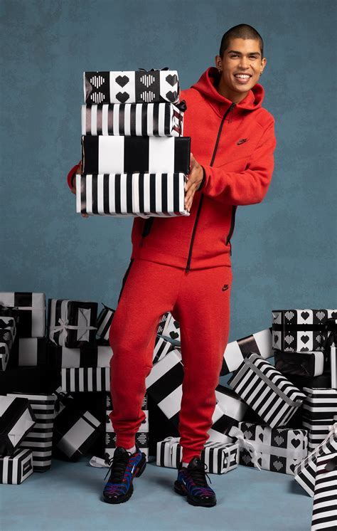 Nike Shoes Apparel And Accessories Foot Locker