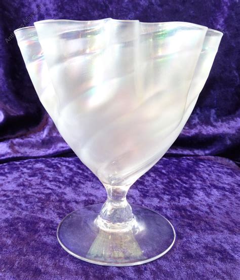 Antiques Atlas John Walsh Walsh Posy Vase As822a013 G1020